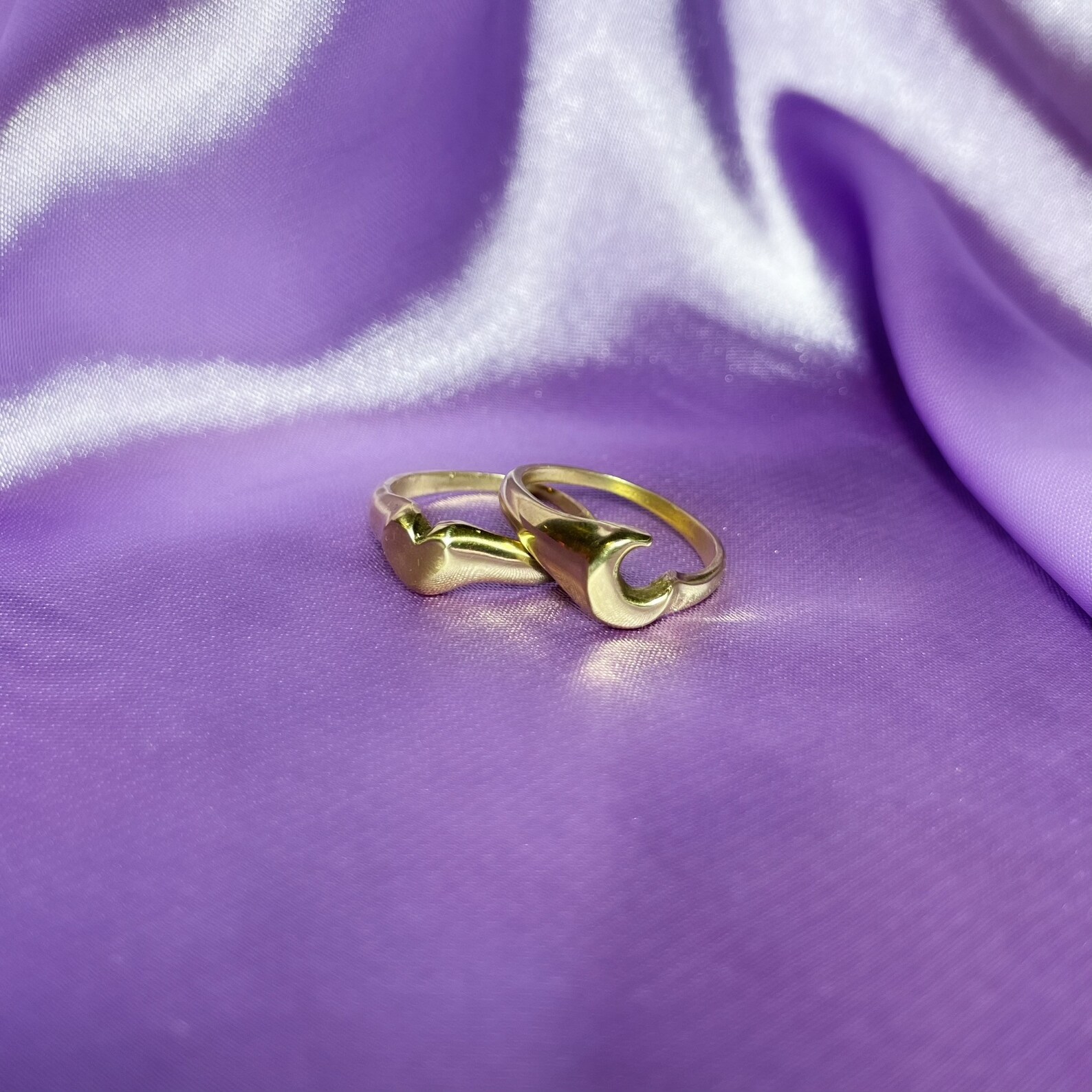 Mini Moon Ring - Etsy