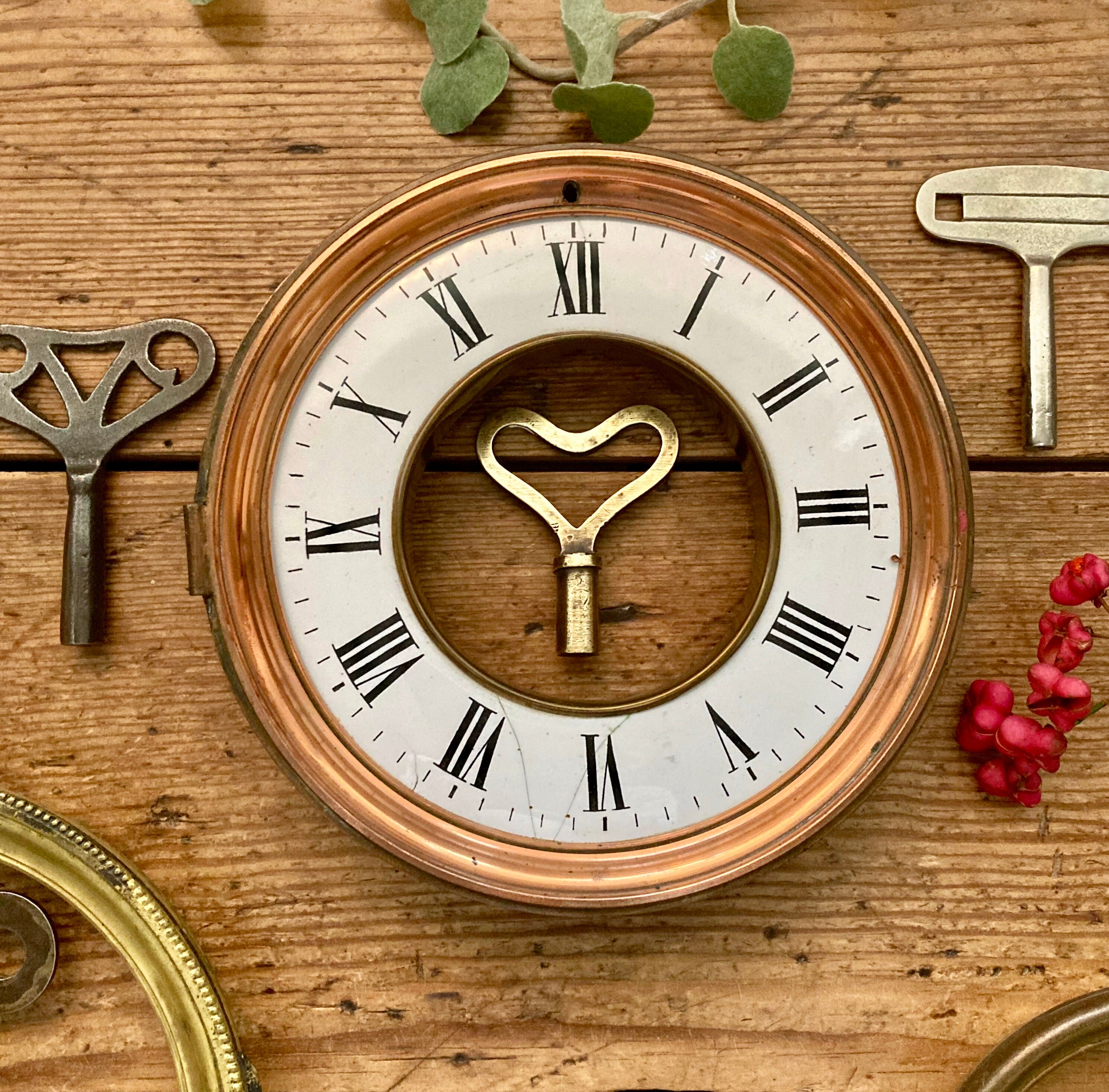 Vintage Clock Keys Heart Shaped Key Old Keys Mantle Clock - Etsy UK