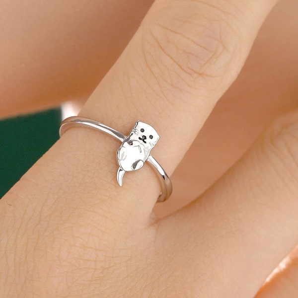 Otter Ring - Etsy