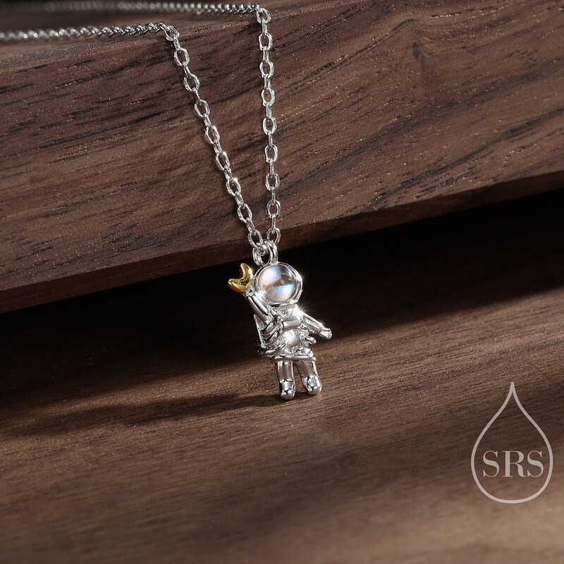 Astronaut Pendant - Etsy
