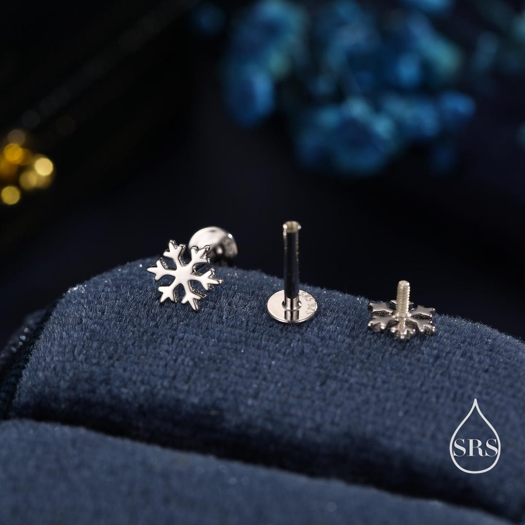Snowflake 16G Internally Threaded Flat Back Earrings in Sterling Silver ...