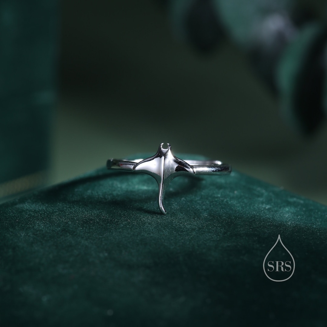 Tiny Manta Ray Ring in Sterling Silver, Adjustable Size, Manta Ray Fish ...