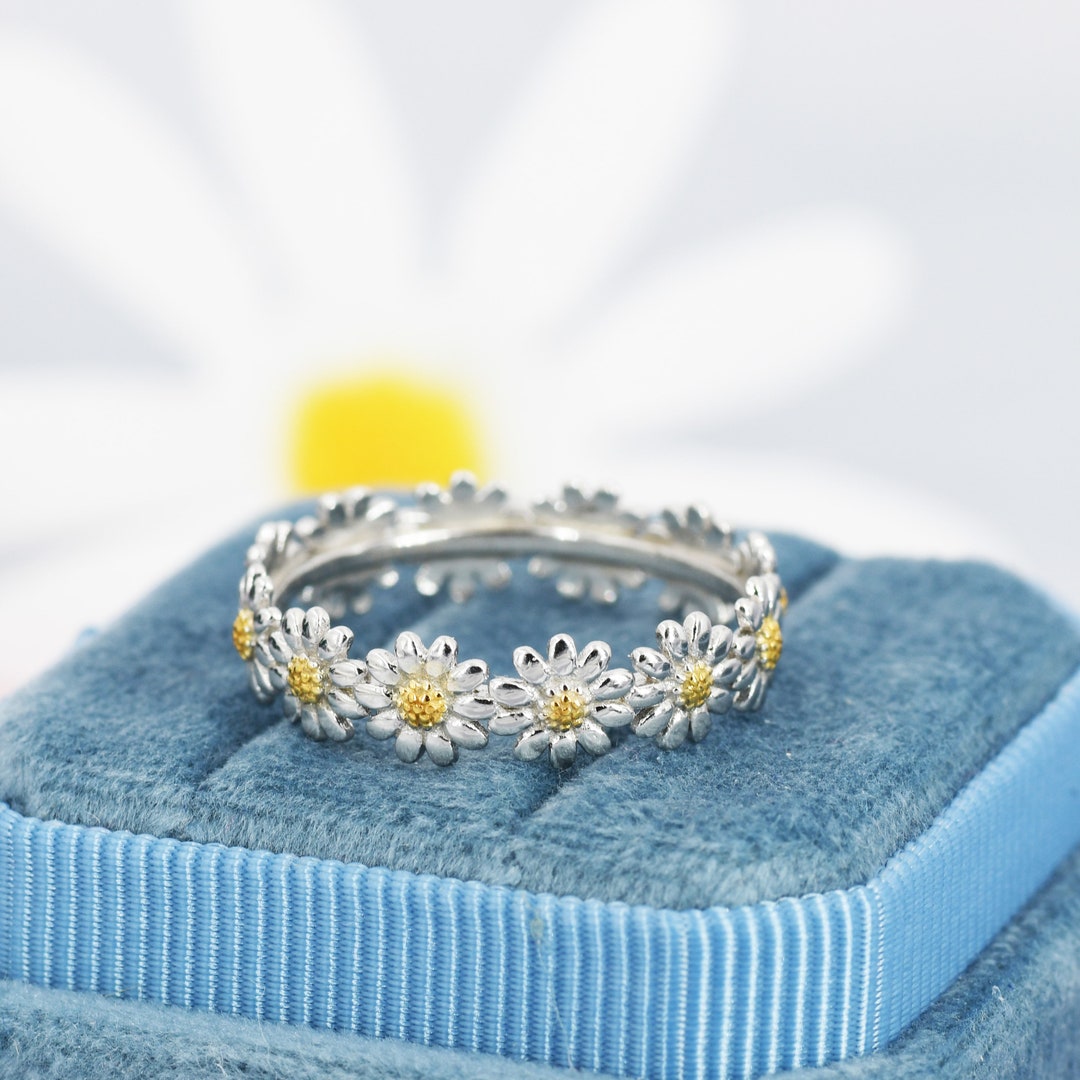 Sterling Silver Daisy Ring, Two Tone Flower Infinity Band, Eternity ...