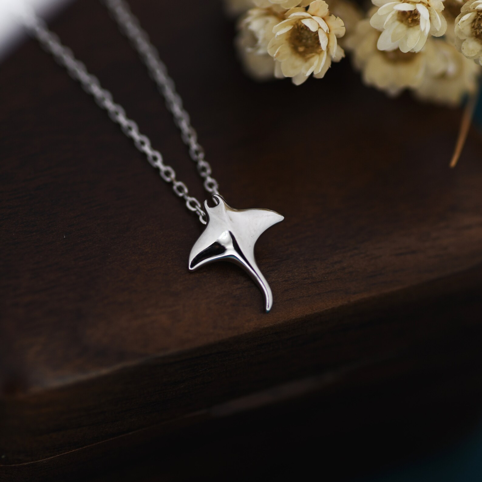 Manta Ray Pendant Necklace in Sterling Silver Ray Fish - Etsy UK