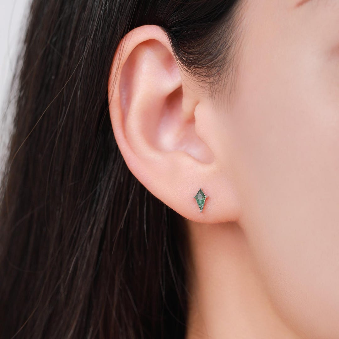 Natural Kite Cut Moss Agate Internally Threaded Flat Back Earrings in ...