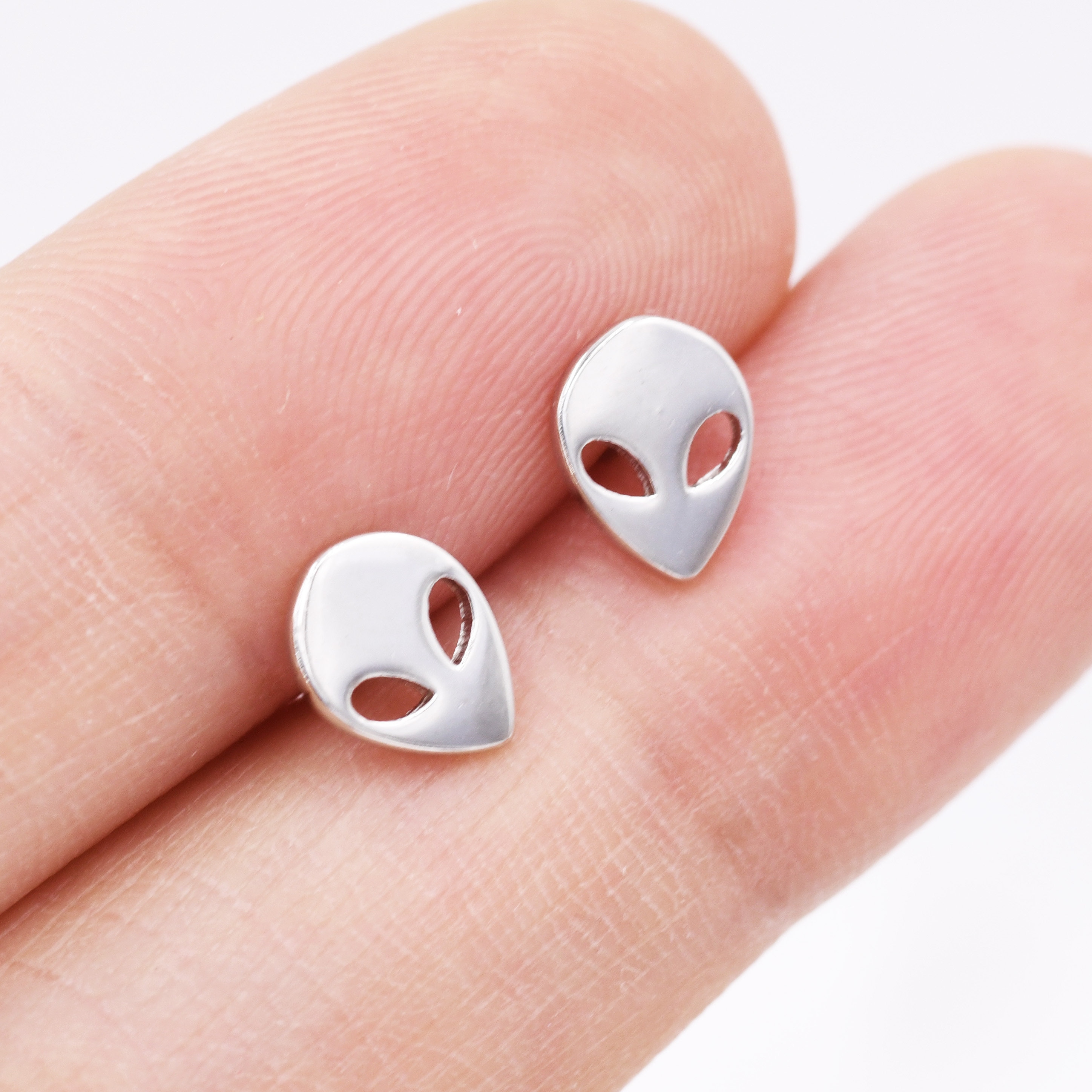 Alien Stud Earrings in Sterling Silver Silver or Gold UFO - Etsy