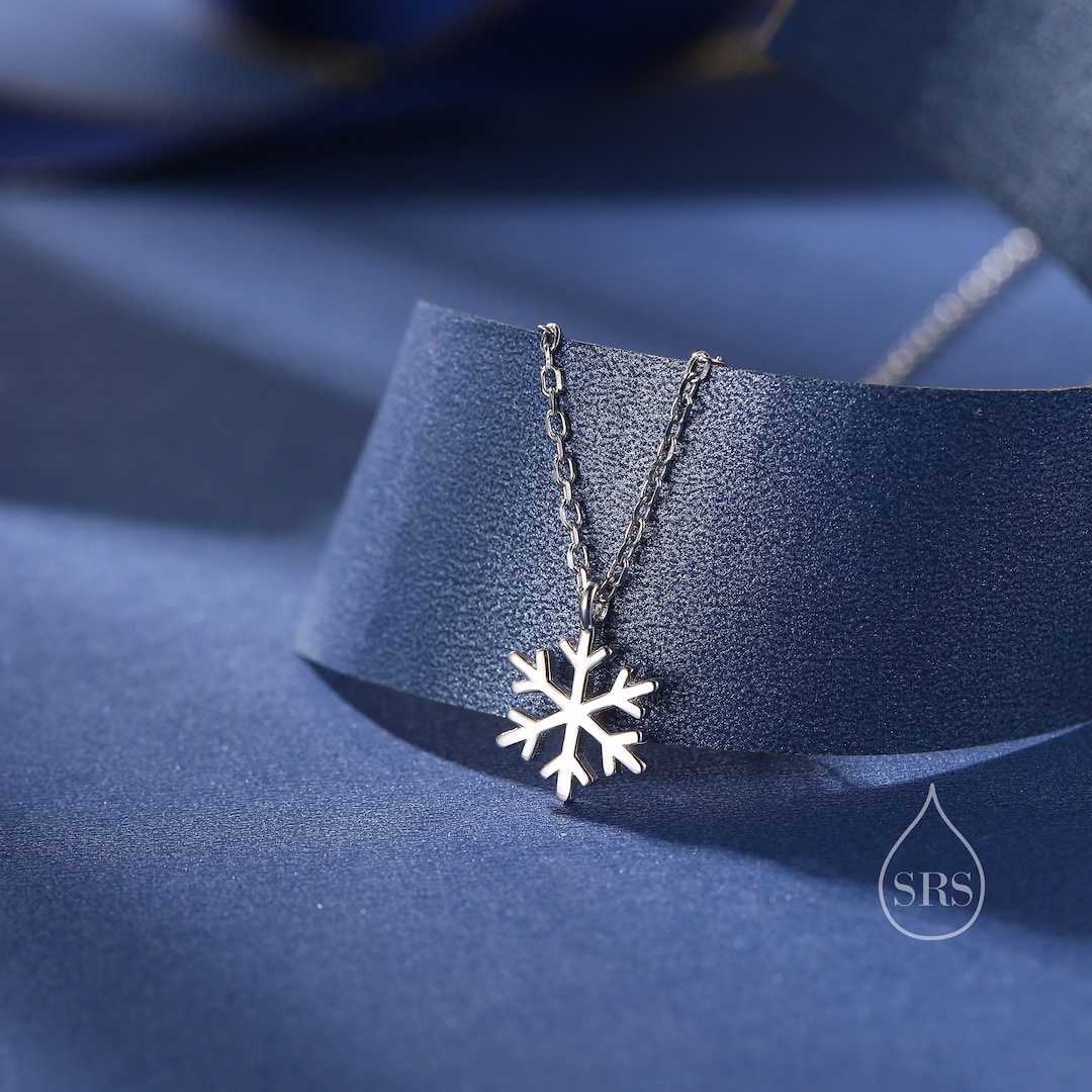 Tiny Snowflake Pendant Necklace in Sterling Silver, Cute Snowflake ...