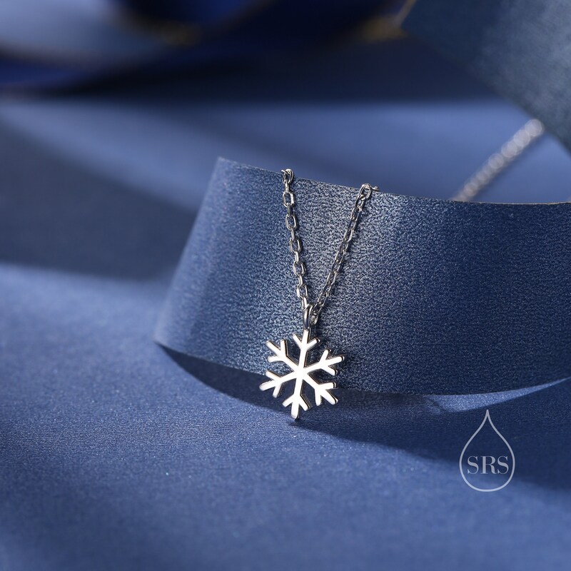 Snowflake Pendants - Etsy