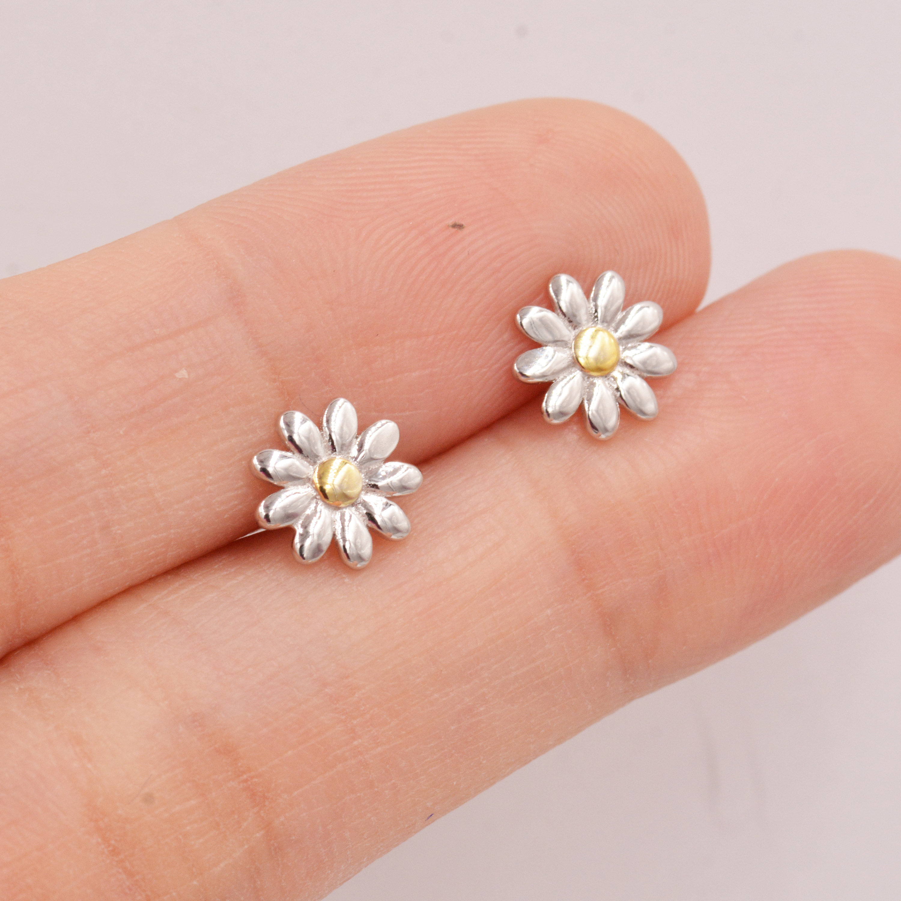 Little Daisy Flower Stud Earrings in Sterling Silver Cute | Etsy