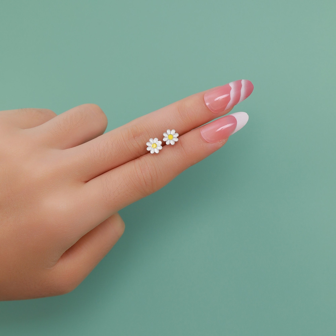 Enamel Daisy Flower Stud Earrings in Sterling Silver, Daisy Flower Earrings, Tiny Flower ...