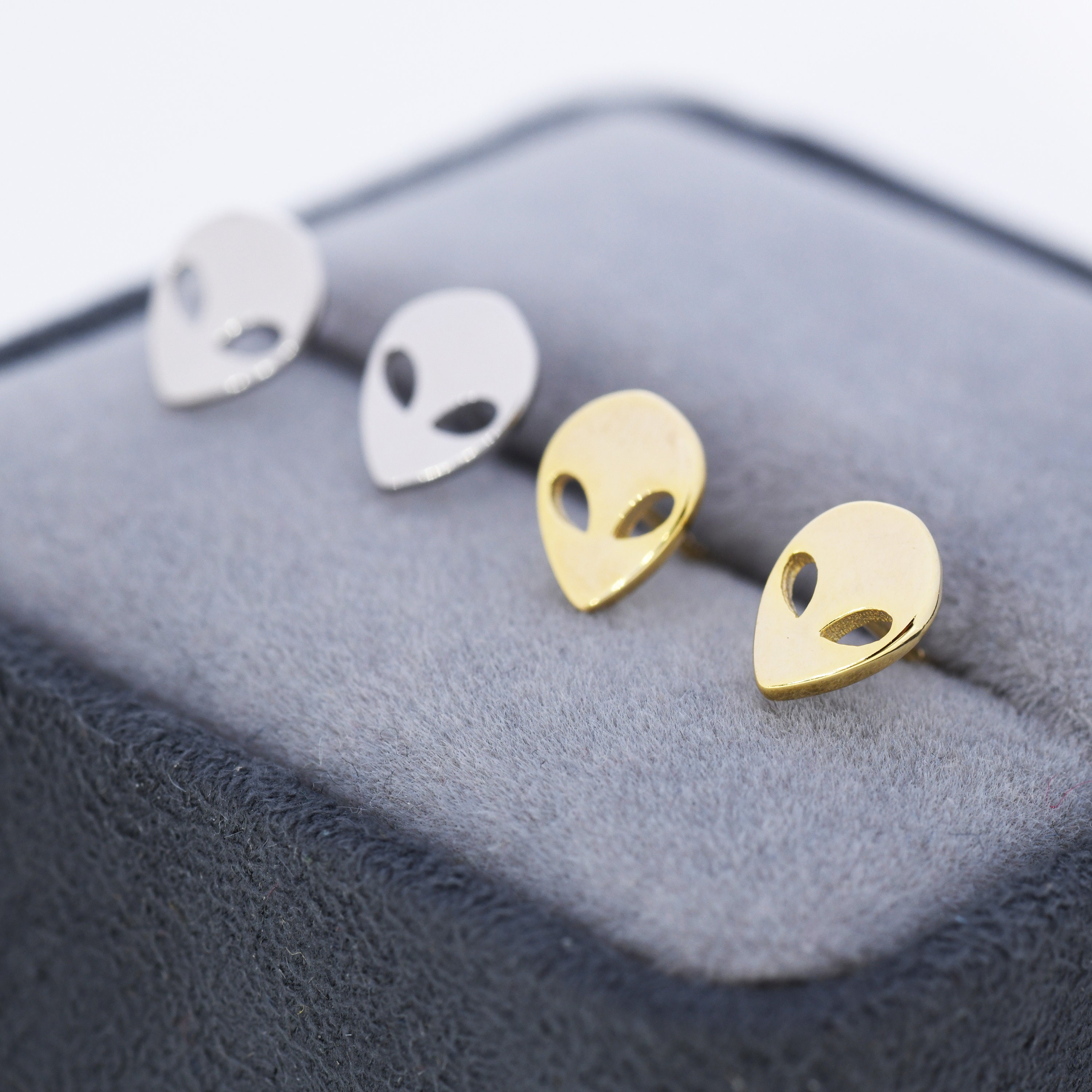 Alien Stud Earrings in Sterling Silver Silver or Gold UFO - Etsy UK