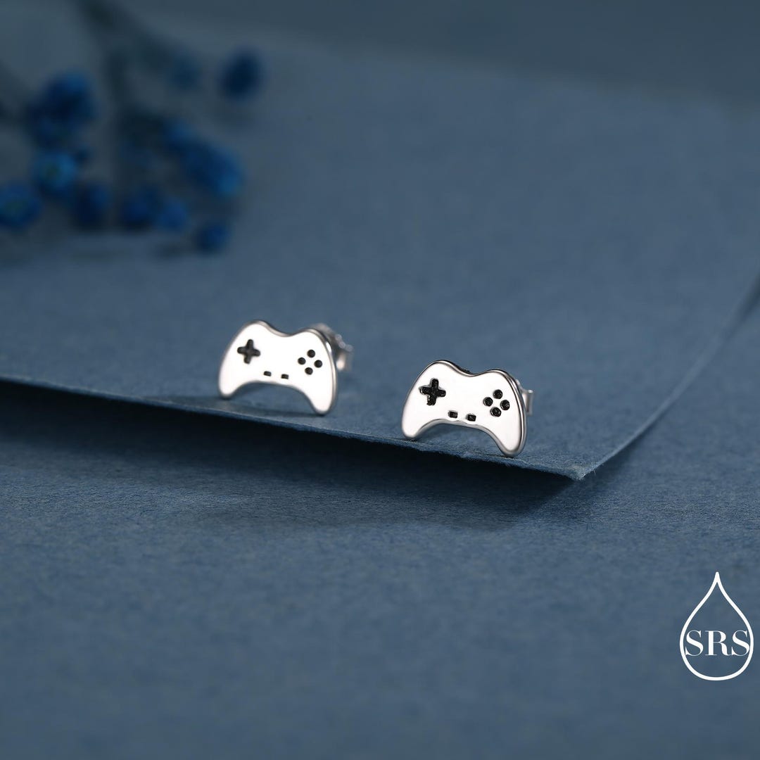 Game Console Stud Earrings in Sterling Silver, Silver or Gold, Gamer ...