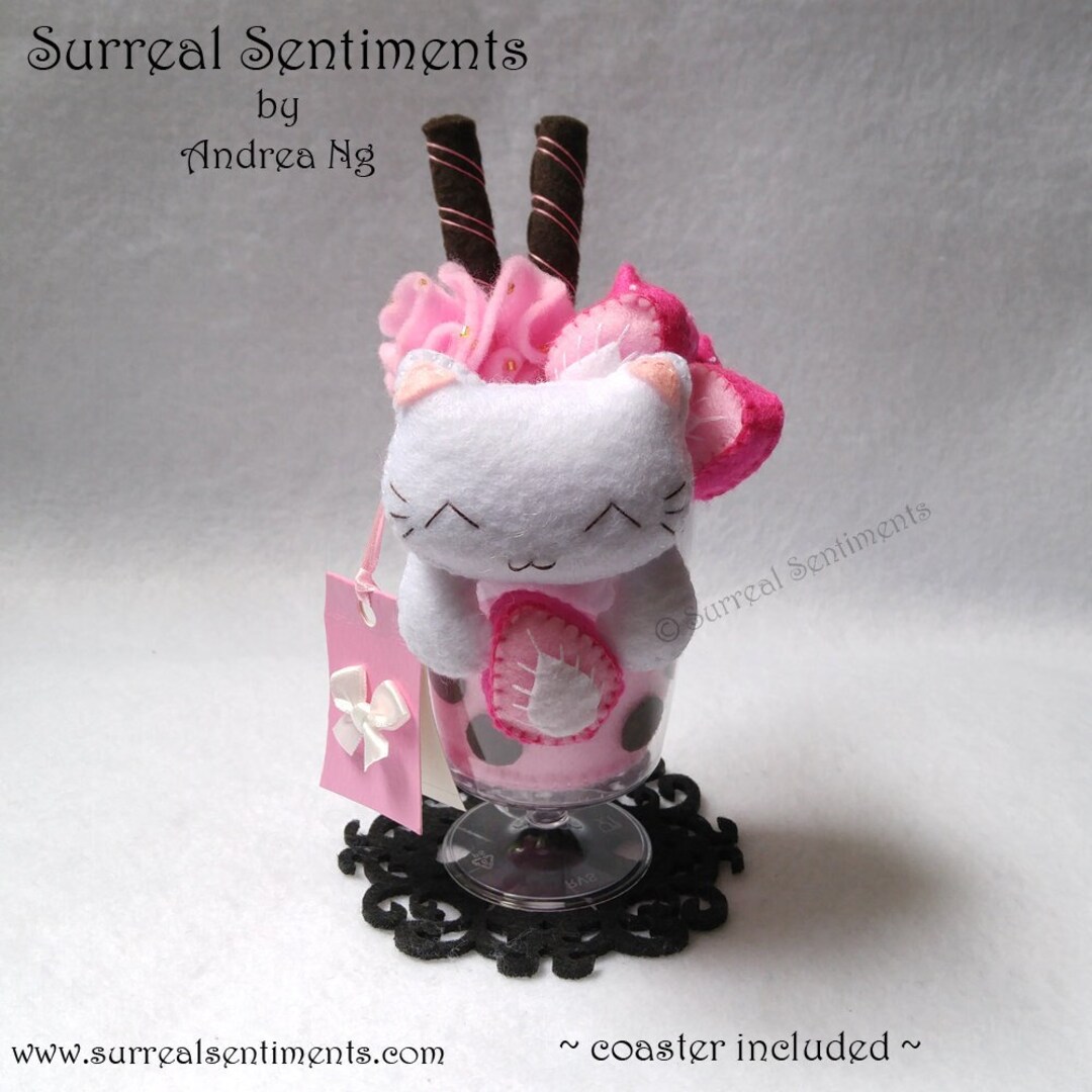 Strawberry Bubble Tea Boba Tea Plush: Felt Cat Decoration - Handcrafted ...