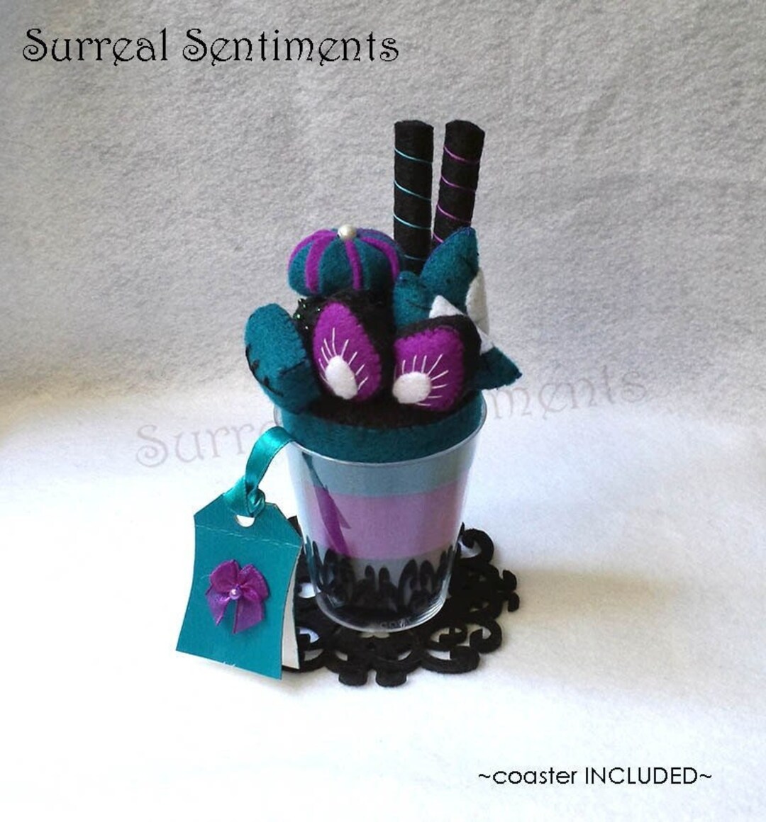 Surreal Kiwi Parfait Kitsch Gothic Desk Decor Friend Sister Birthday ...