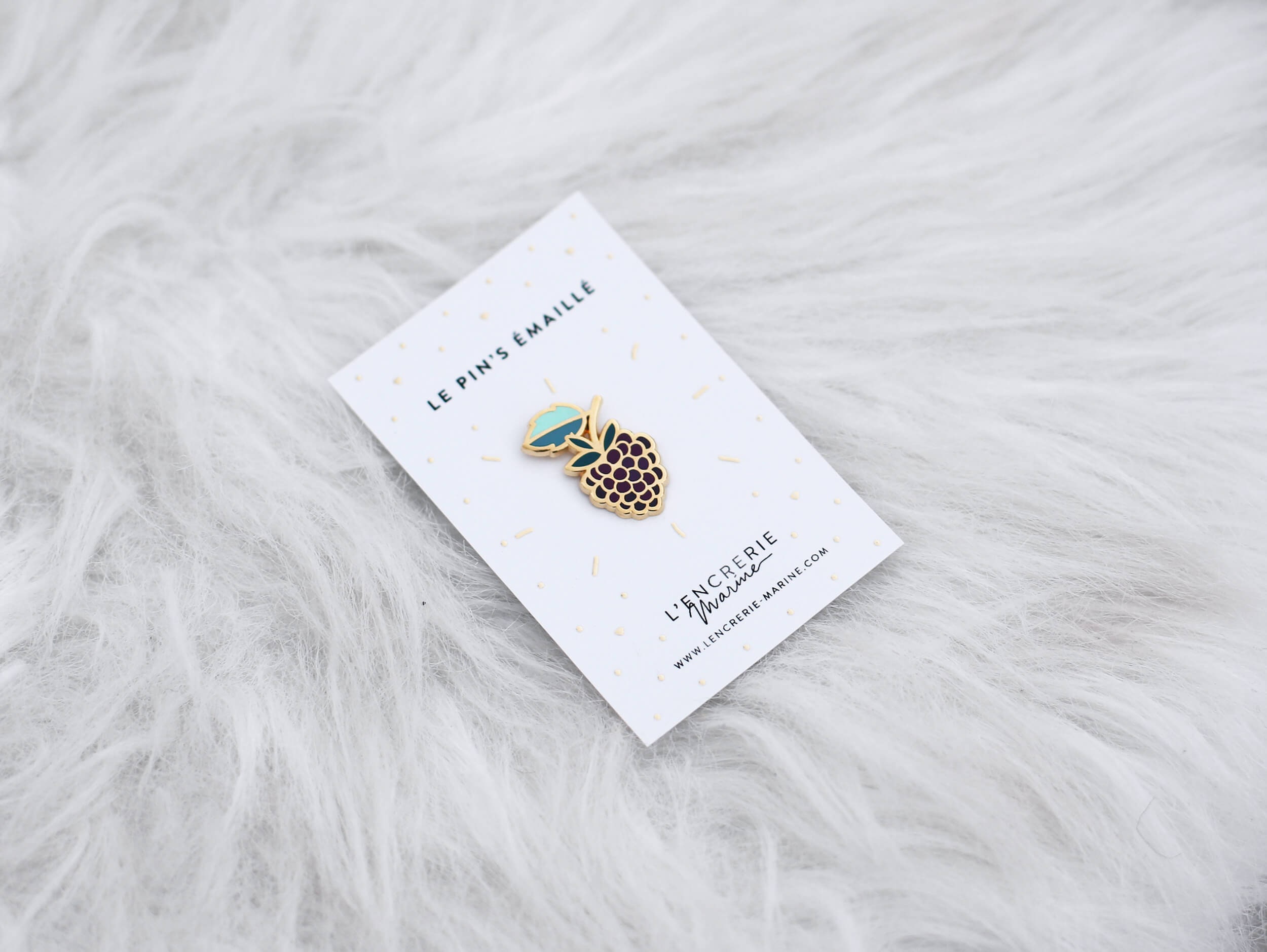 Pins Wild Raspberry - Blackberry - Red Fruit - Enamel Lapel Pin - Pins ...