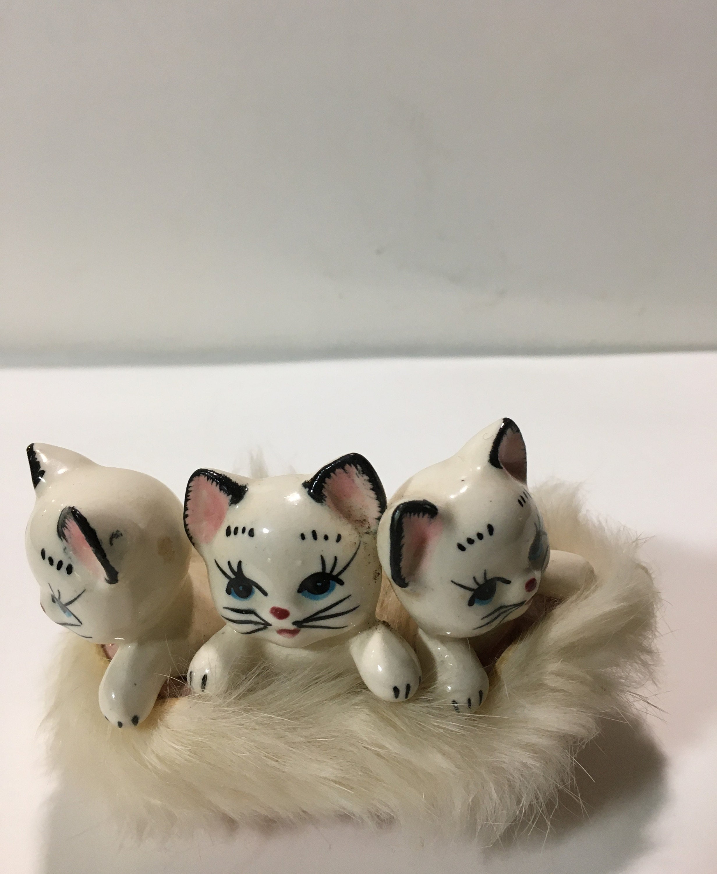 Three Cute Ceramic Kittens In Fur Lined Basket Vintage Kittens | Etsy