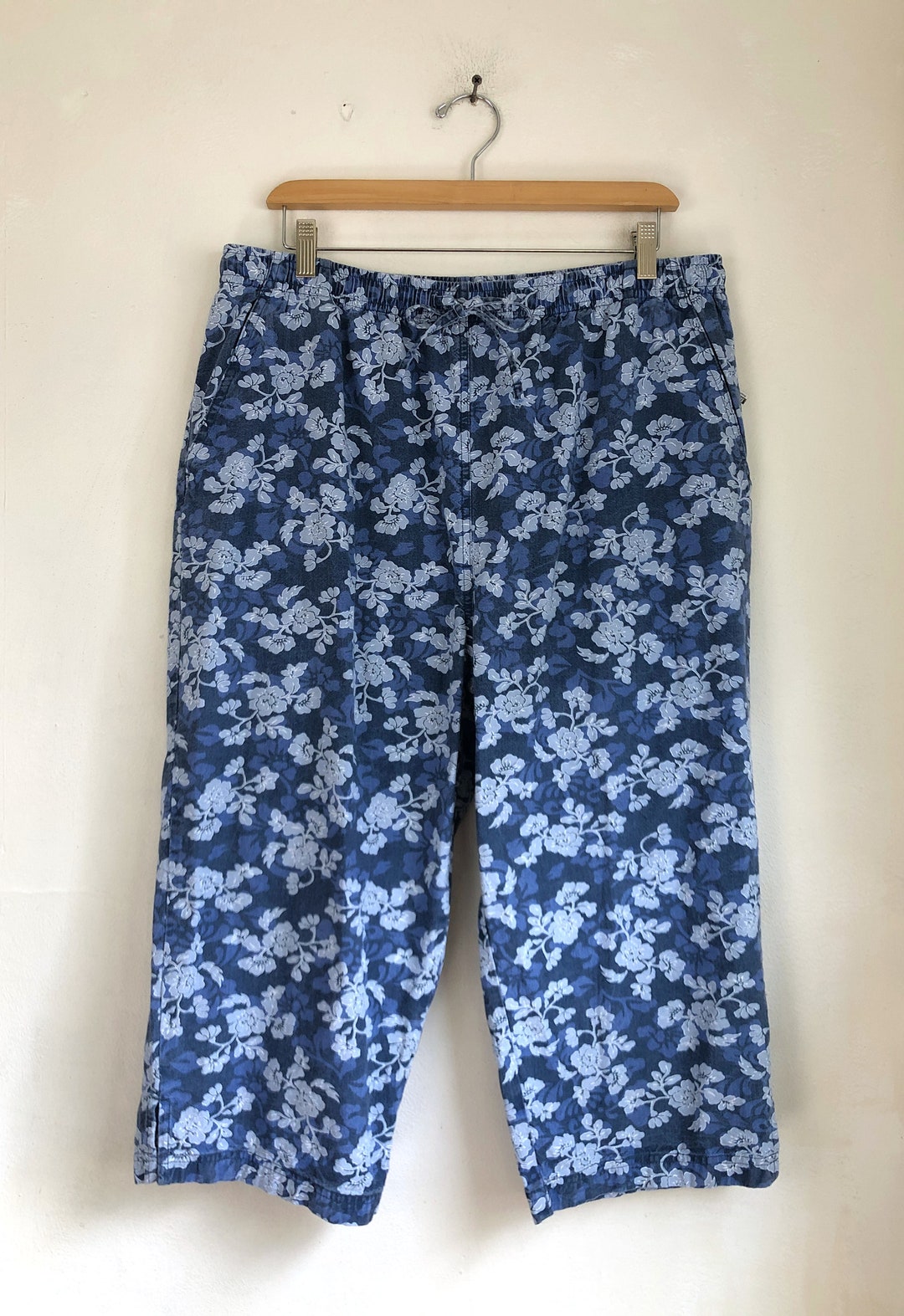 Vintage Floral Chambray Capris | 90s Blue Flower Print Cotton Cropped ...