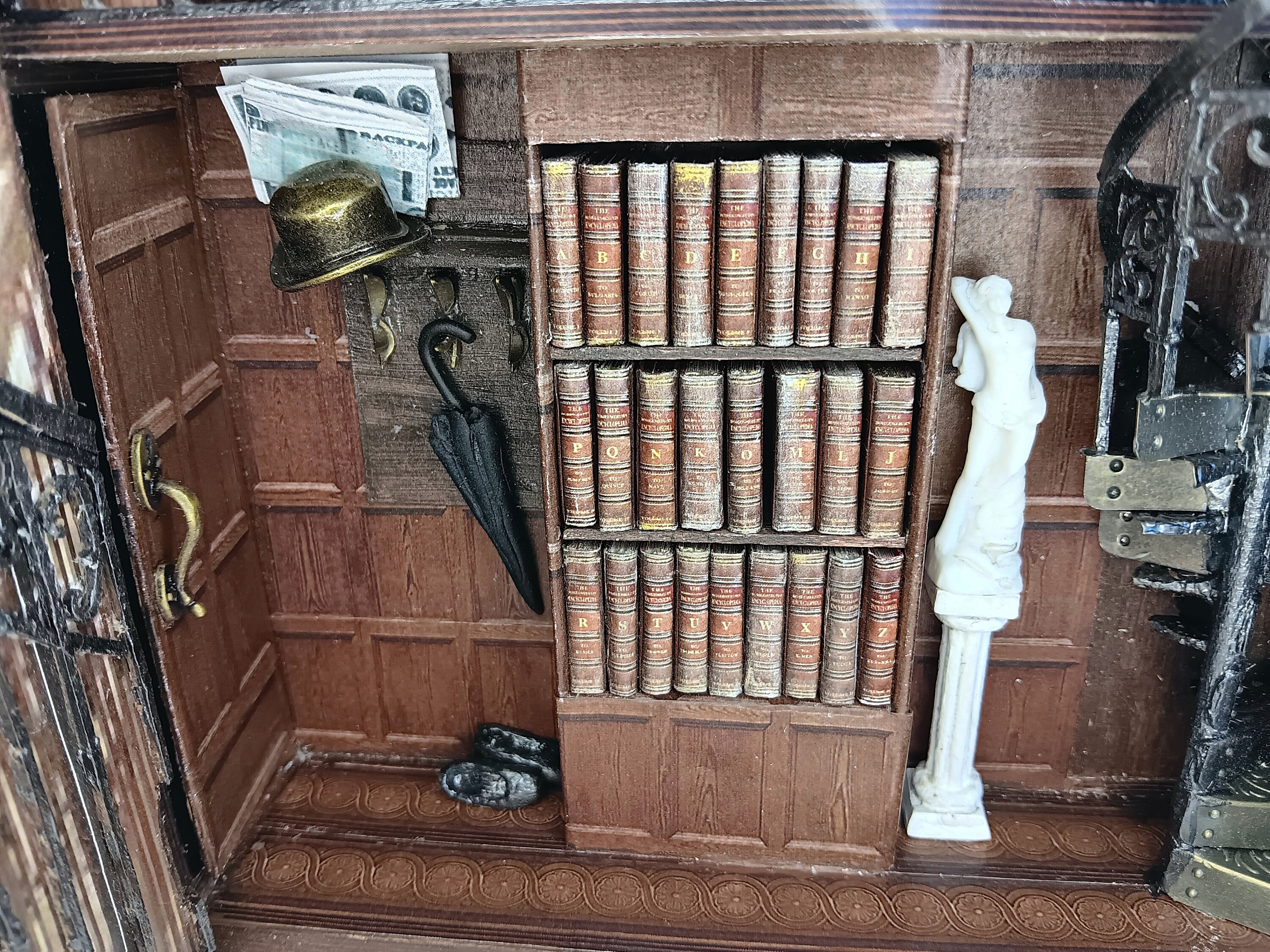 Miniature Library Diorama, Vintage Library in Your Home. - Etsy