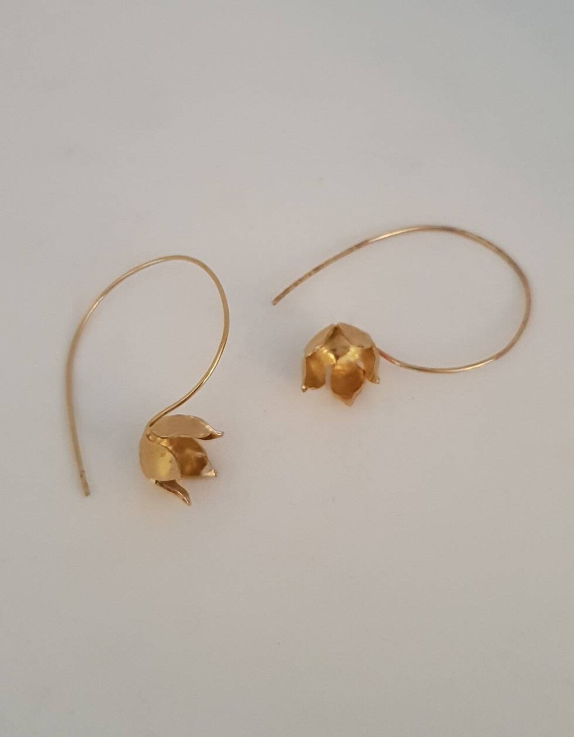 Drop flower earrings. Floral gold dangle earring. Wedding | Etsy