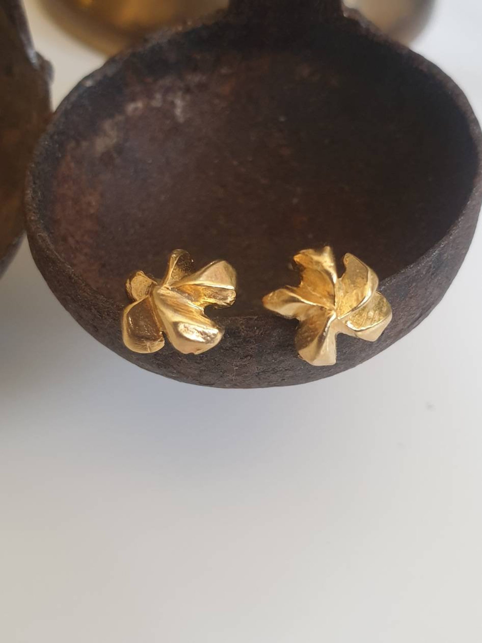 Gold Flower Stud Earrings. Small Organic Flower Earrings. - Etsy