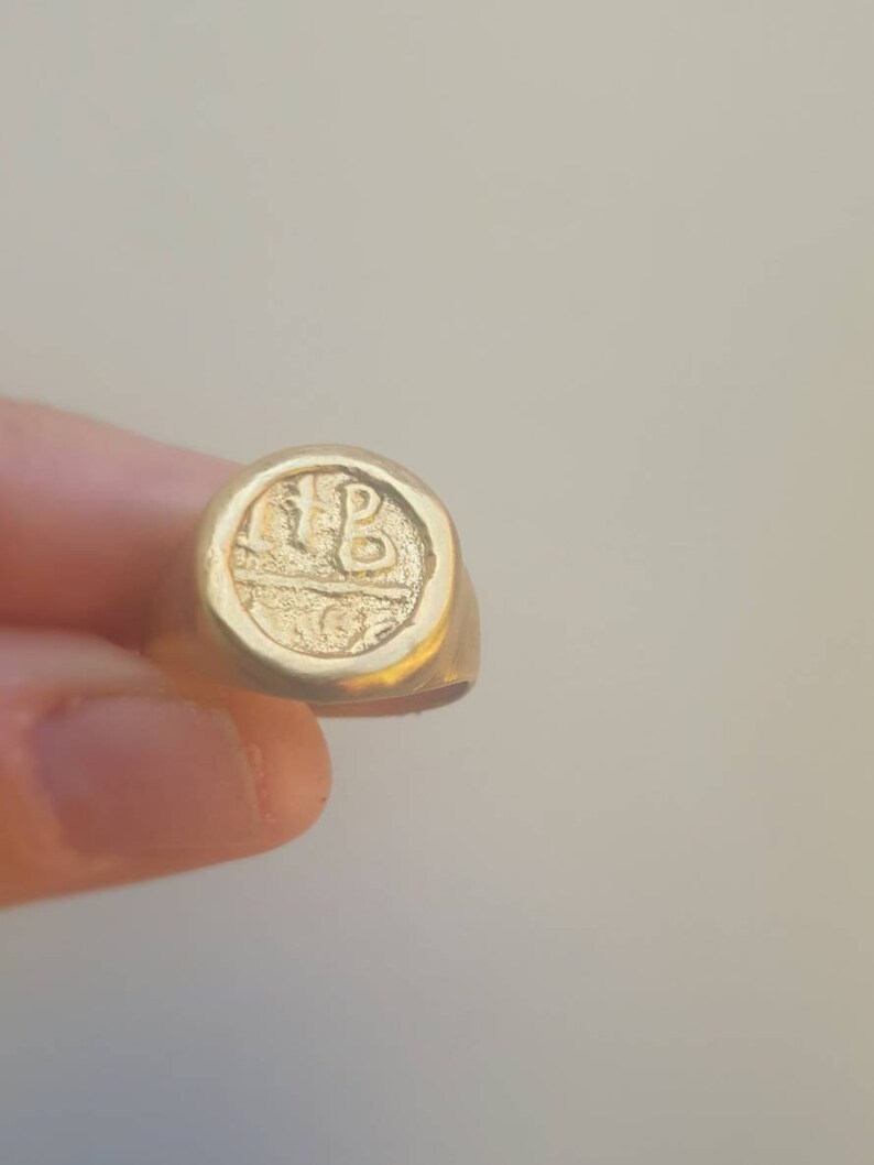 Gold Signet Ring. Coin Gold Seal Ring. Stamp Ring. Signet Coin - Etsy
