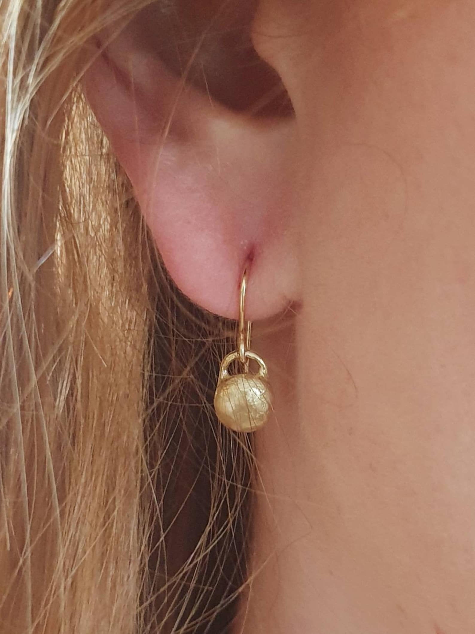 Small solid gold earrings. 14 karat gold earrings. Dainty | Etsy