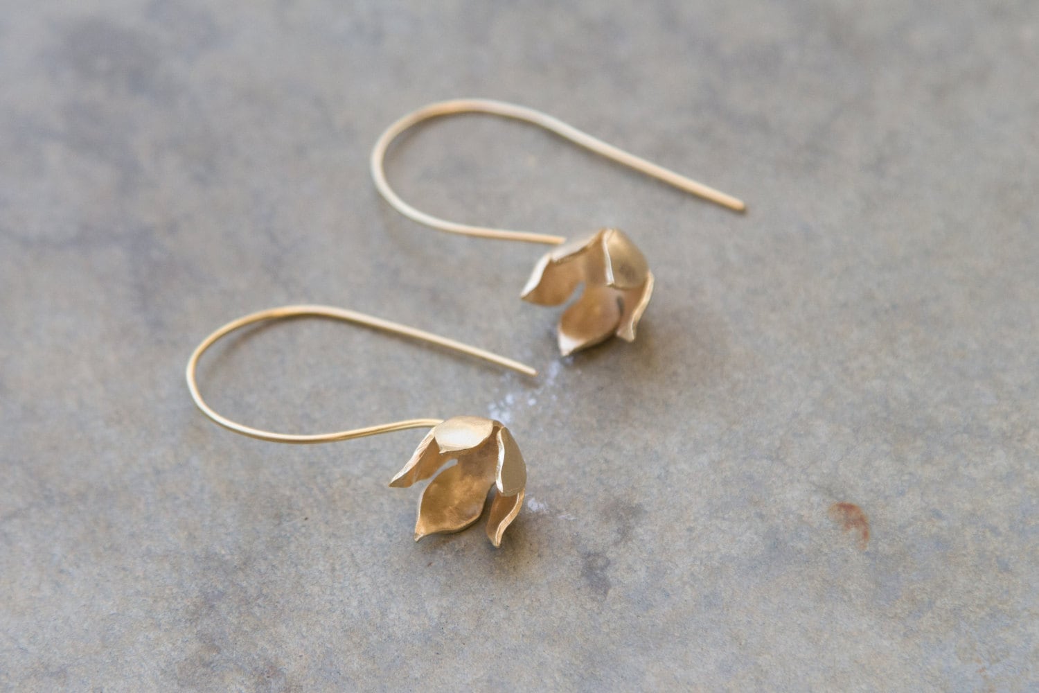 Drop Flower Earrings. Floral Gold Dangle Earring. Wedding - Etsy Israel