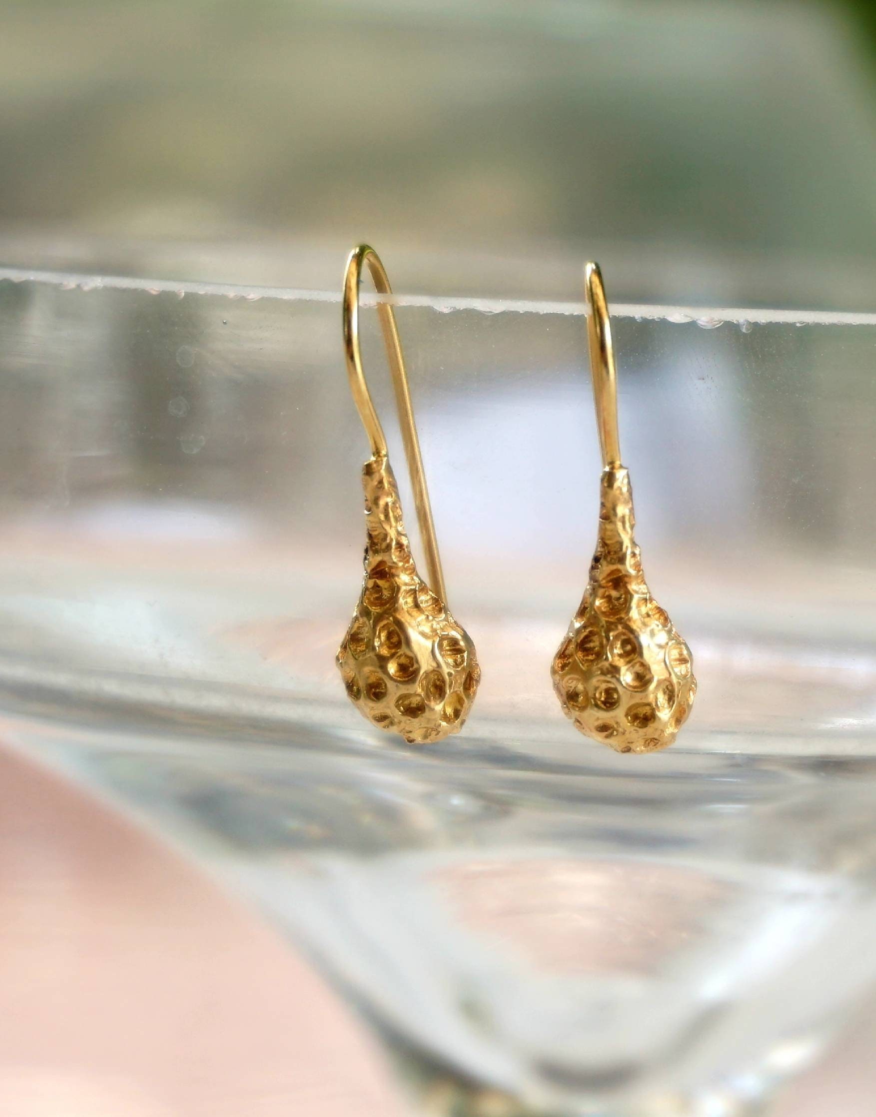 Textured Gold Teardrop Earrings. Designer Delicate Drop - Etsy Israel