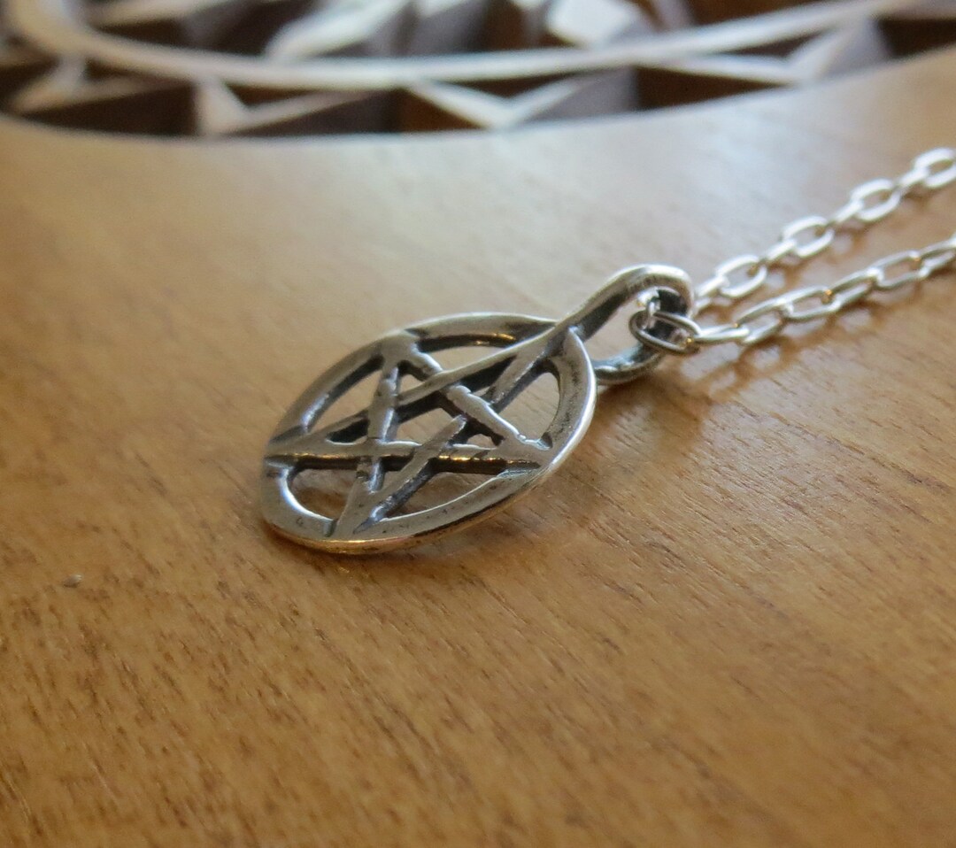 Solid 925 Sterling Silver Small Lightweight - Pentagram Pentacle ...