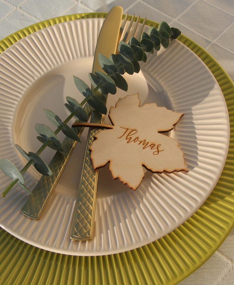 100 Laser Cut leaf place cards Autumn wedding place cards | Etsy