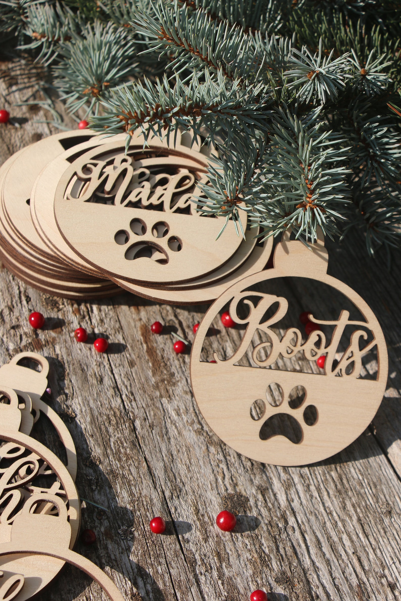 Personalized Dog Ornament Dog Paw Print Ornament 2021 Wooden - Etsy