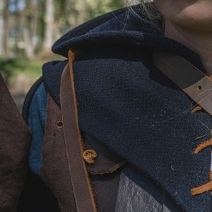 Hunter's Set - Medieval Ranger Hood With Sleeves - Etsy