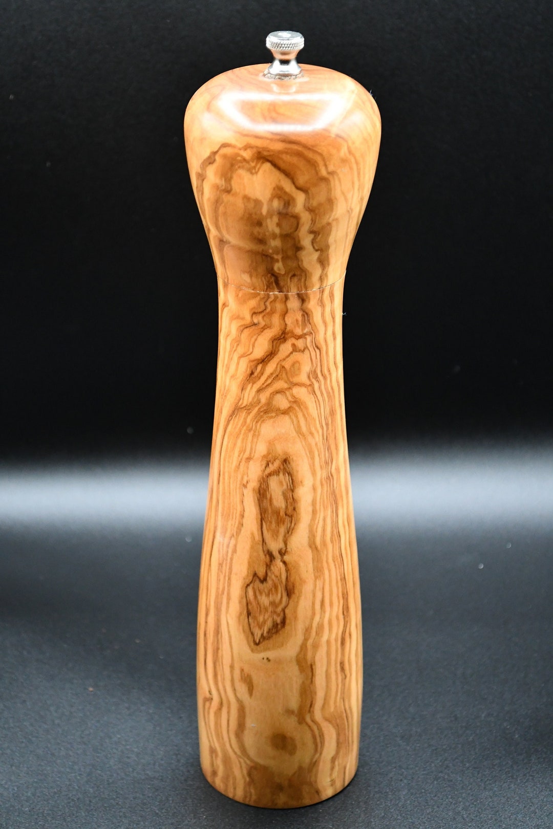 Amazing Grain Olive Wood Salt/ Pepper/ Spice Mill - Etsy