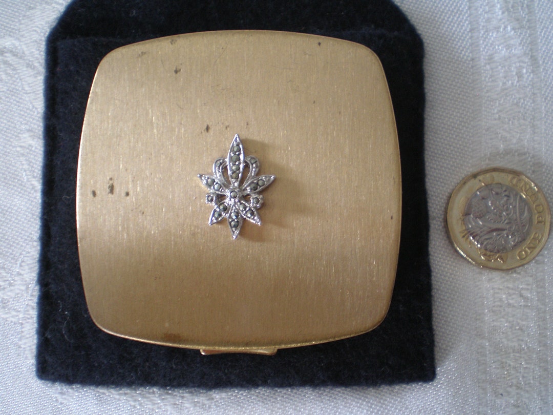 1950's/60's Vintage Collectable Regent of London Powder Compact ...
