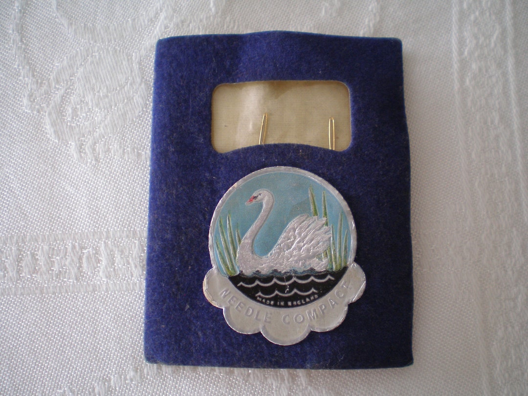 Vintage Collectable Book Style Needle Case Swan Needle Compact Milward ...