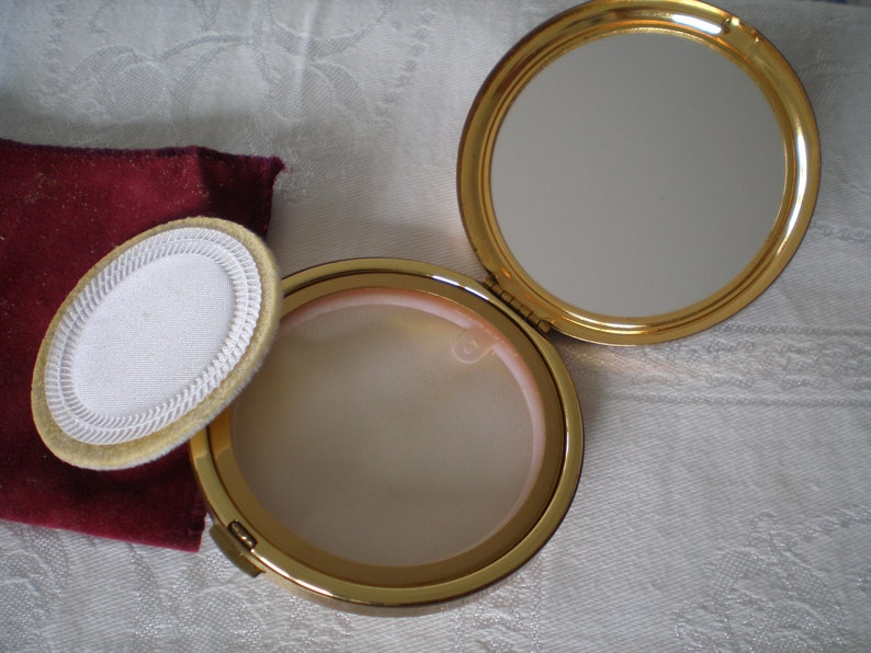 Vintage Collectable 1960s/70s No7 Powder Compact for Solid or Loose ...