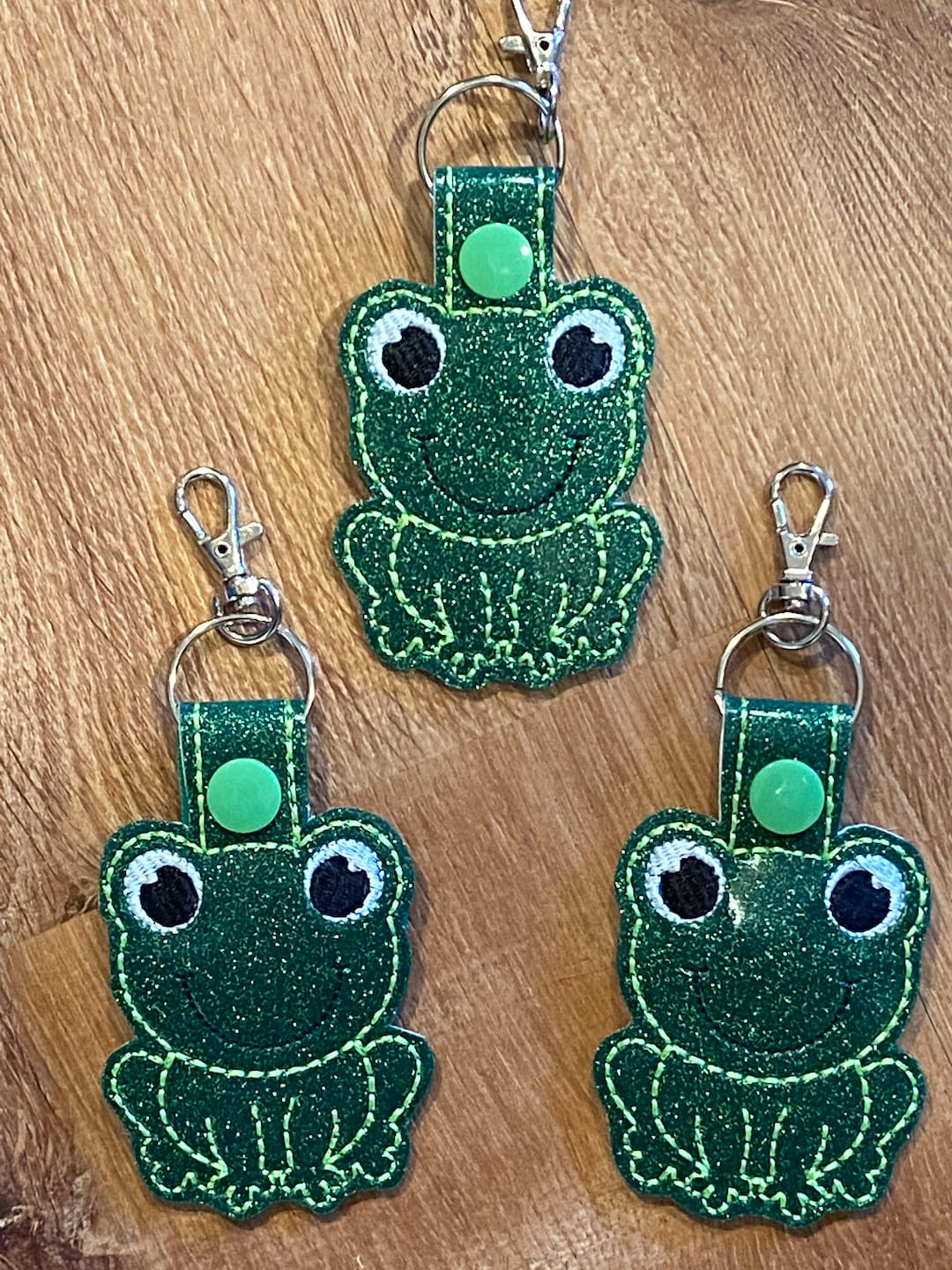 Frog Keychain/ Frog Snap Tab/ Frog Zipper Pull/ Frog Bag Tag - Etsy