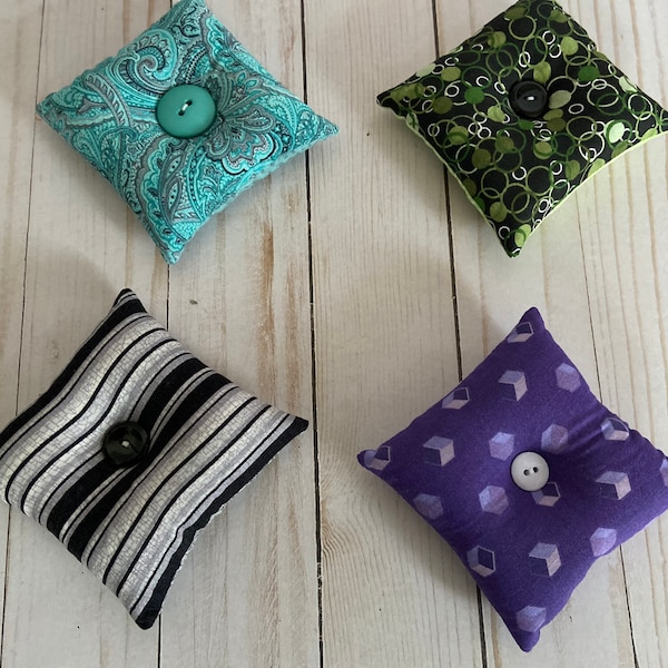Square Pincushion - Etsy
