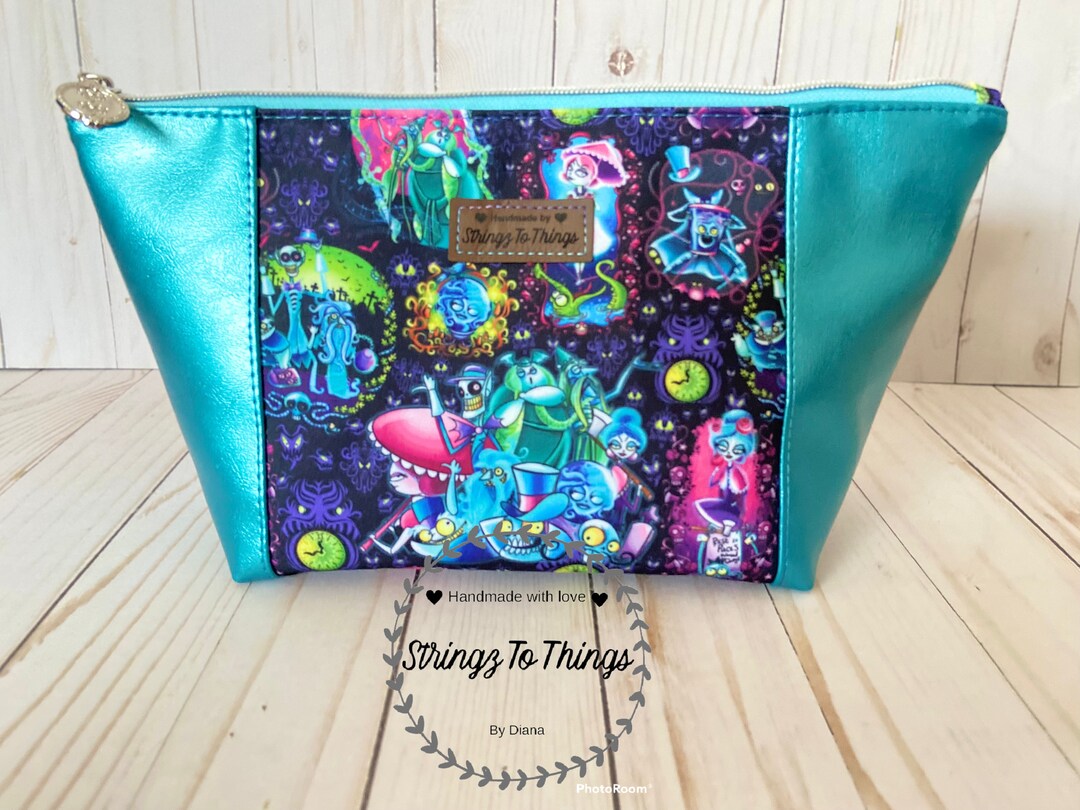 Peek-a-boo Beauty Pouch/ XL Beauty Pouch/ Beauty Pouch/ Custom - Etsy