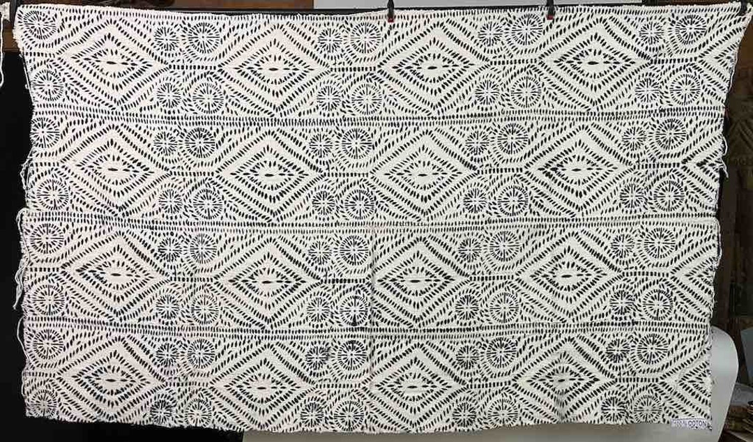 Contemporary Batik Mudcloth Mali African Textile | 67" X 41" - Etsy