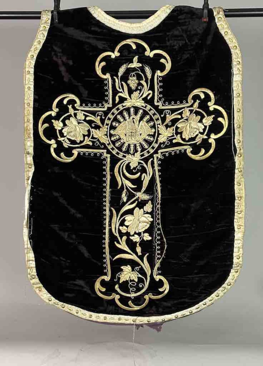 Antique Vietnamese Catholic Nurturing Bird Cross Design Chasuble ...