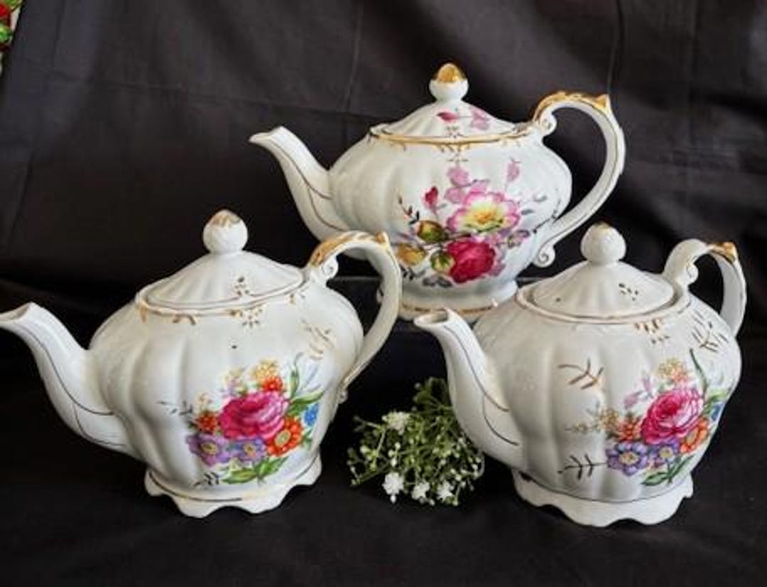 Vintage Beautiful Collection Musical Teapots With Floral Design Ribbed ...