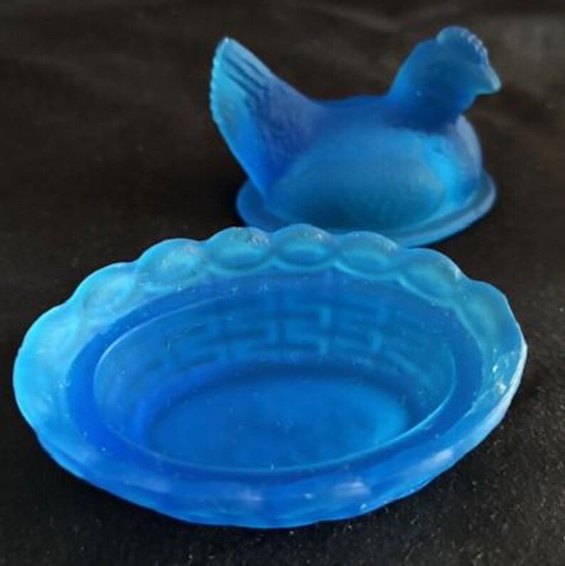 Vintage Shannon 24% Lead Crystal Rooster- Hazel Atlas White Milk Glass ...