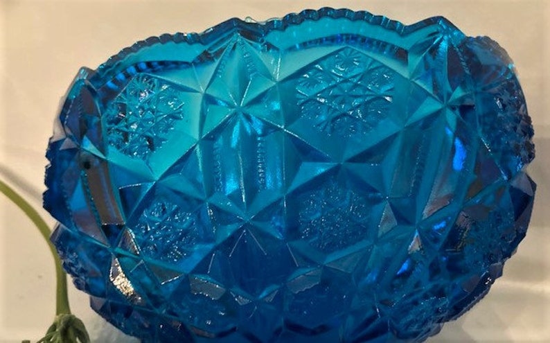 Vintage Kemple Wheaton Aqua Blue Yutec Footed Glass Bowl Saw Tooth Edge ...