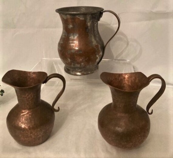 Drinkware Vintage Solid Hammered Copper Pitcher with Matching Mugs Home ...