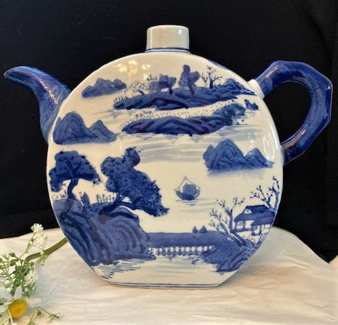 Vintage Antique Very Large Porcelain Tall Blue and White Asian Tea Pot ...