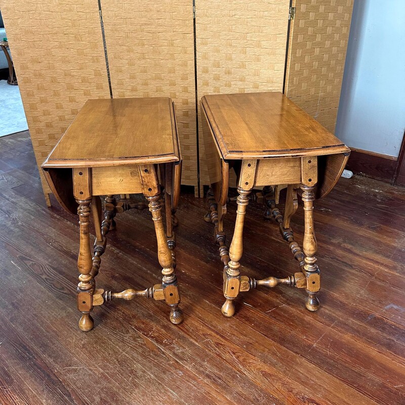 Colonial Maple Table - Etsy