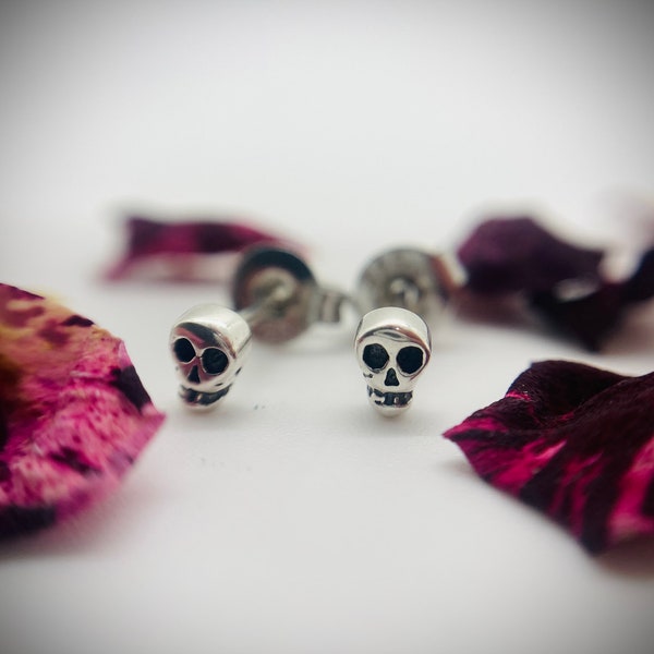 Skull Earrings - Etsy