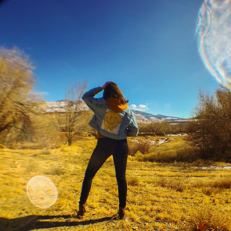 MELTY SMILEY FACE Sparkly Pixel Patch | Happy Trippy Psychedelic 8-bit ...