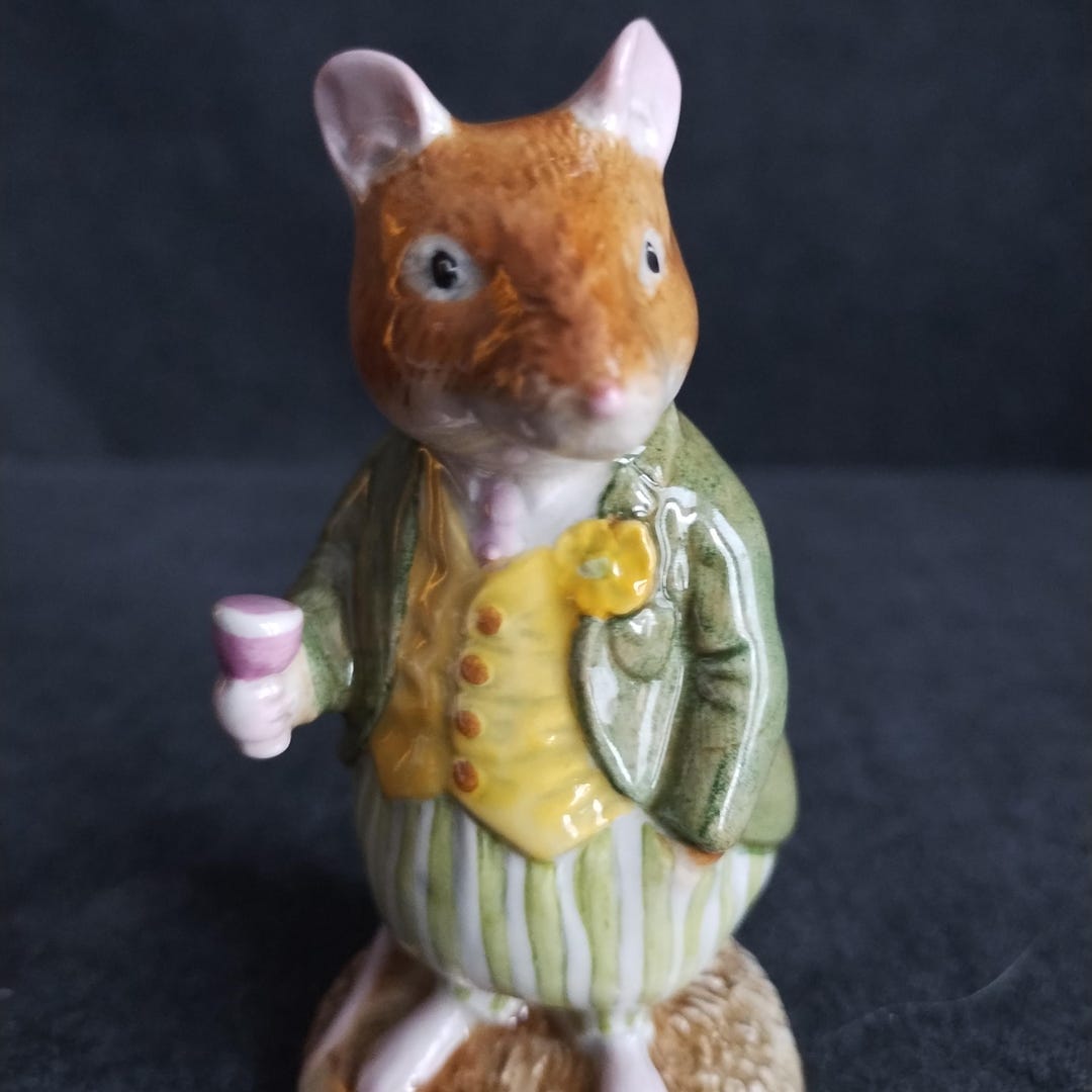 Royal Doulton BRAMBLY HEDGE Figurine - CONKER Children's Storybook ...
